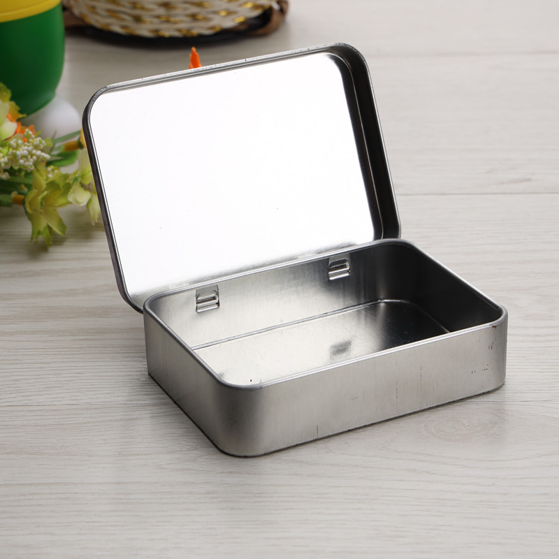 Small tin box with hinge